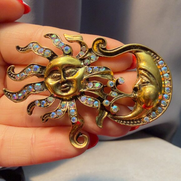 Jewelry | Sun Moon Brooch Celestial Rhinestone Gold Tone Cosmic Pin ...